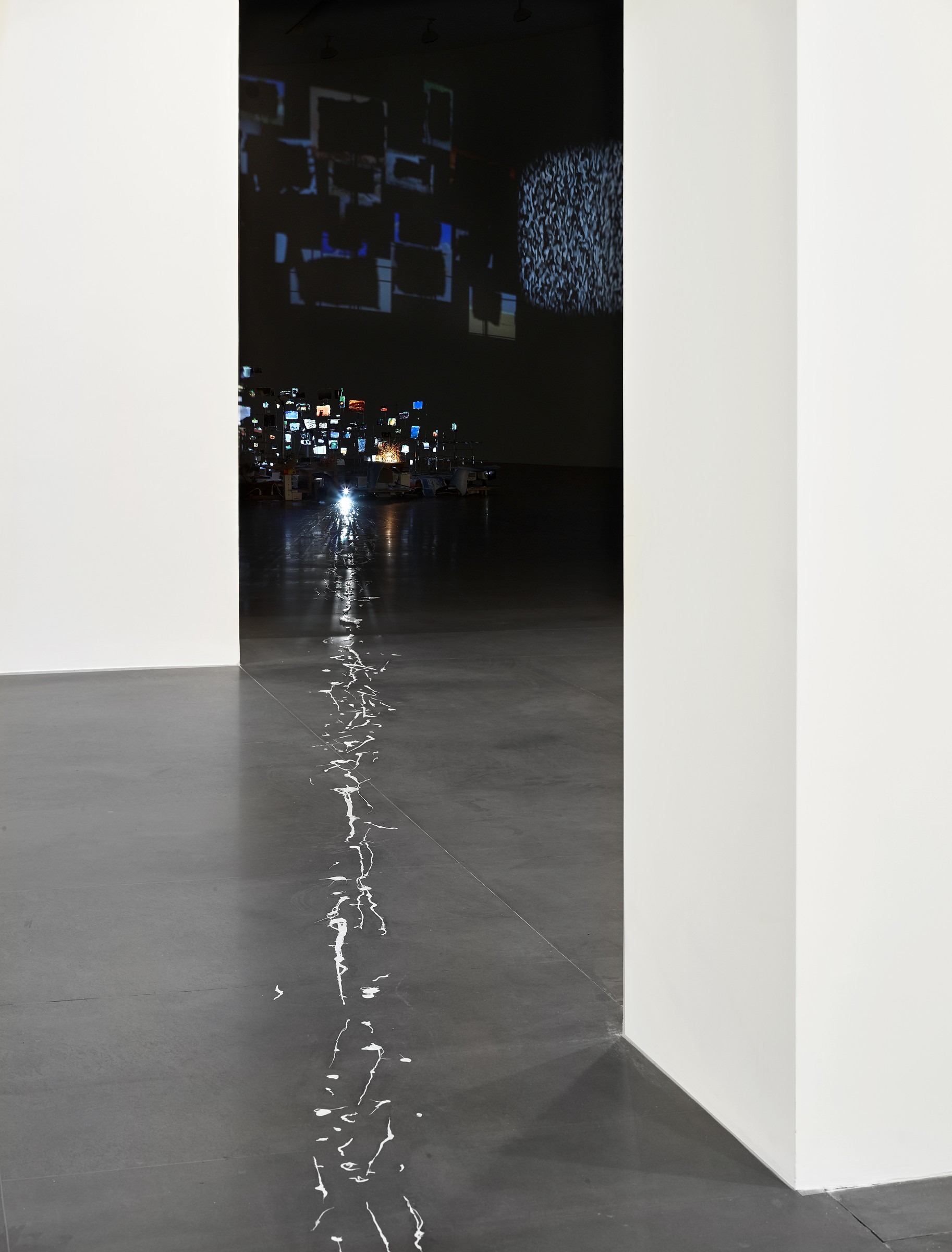 Sarah Sze, Rome, October 13, 2018–January 26, 2019 | Gagosian