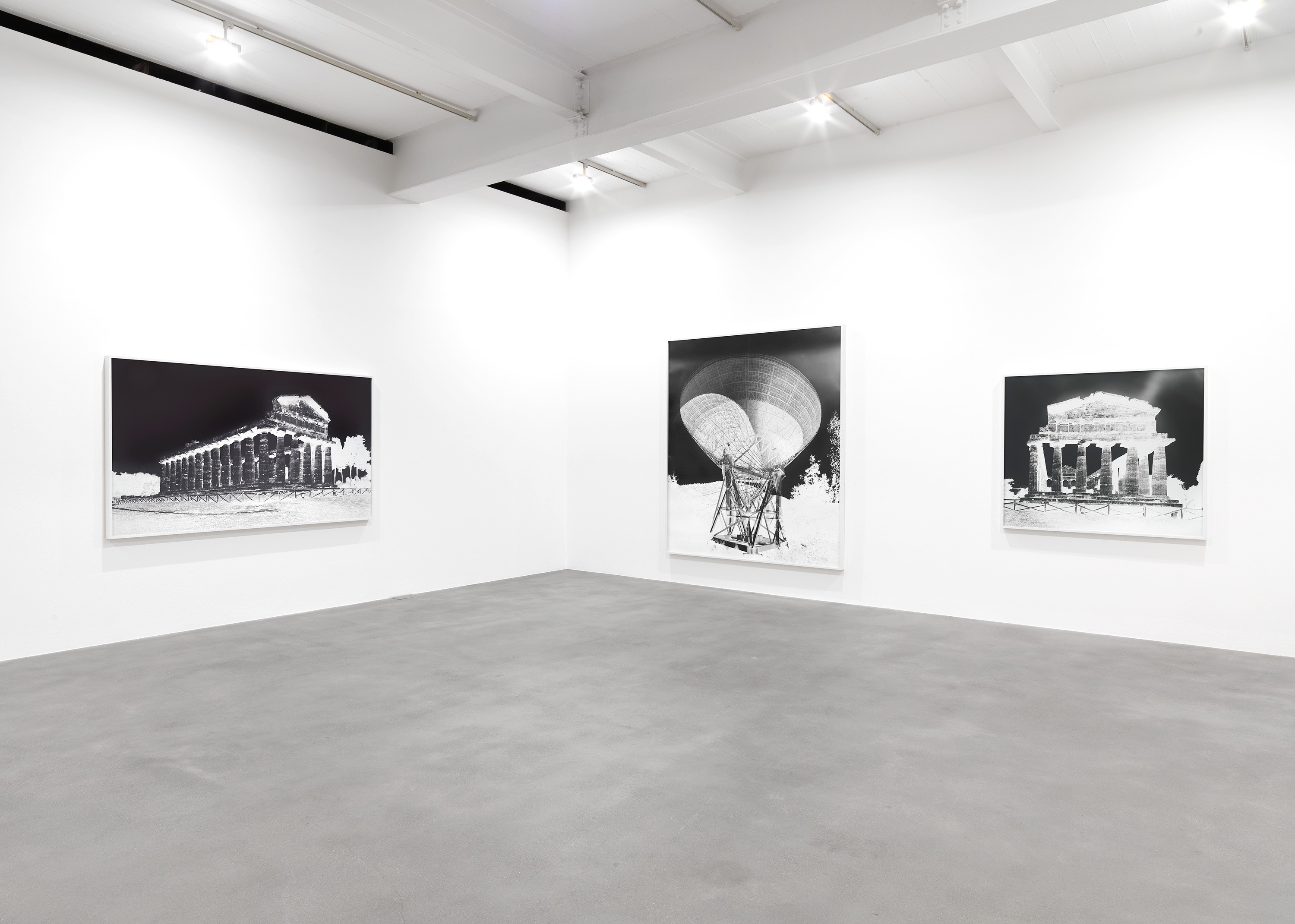 Vera Lutter: Turning Time, Britannia Street, London, February 7–April ...