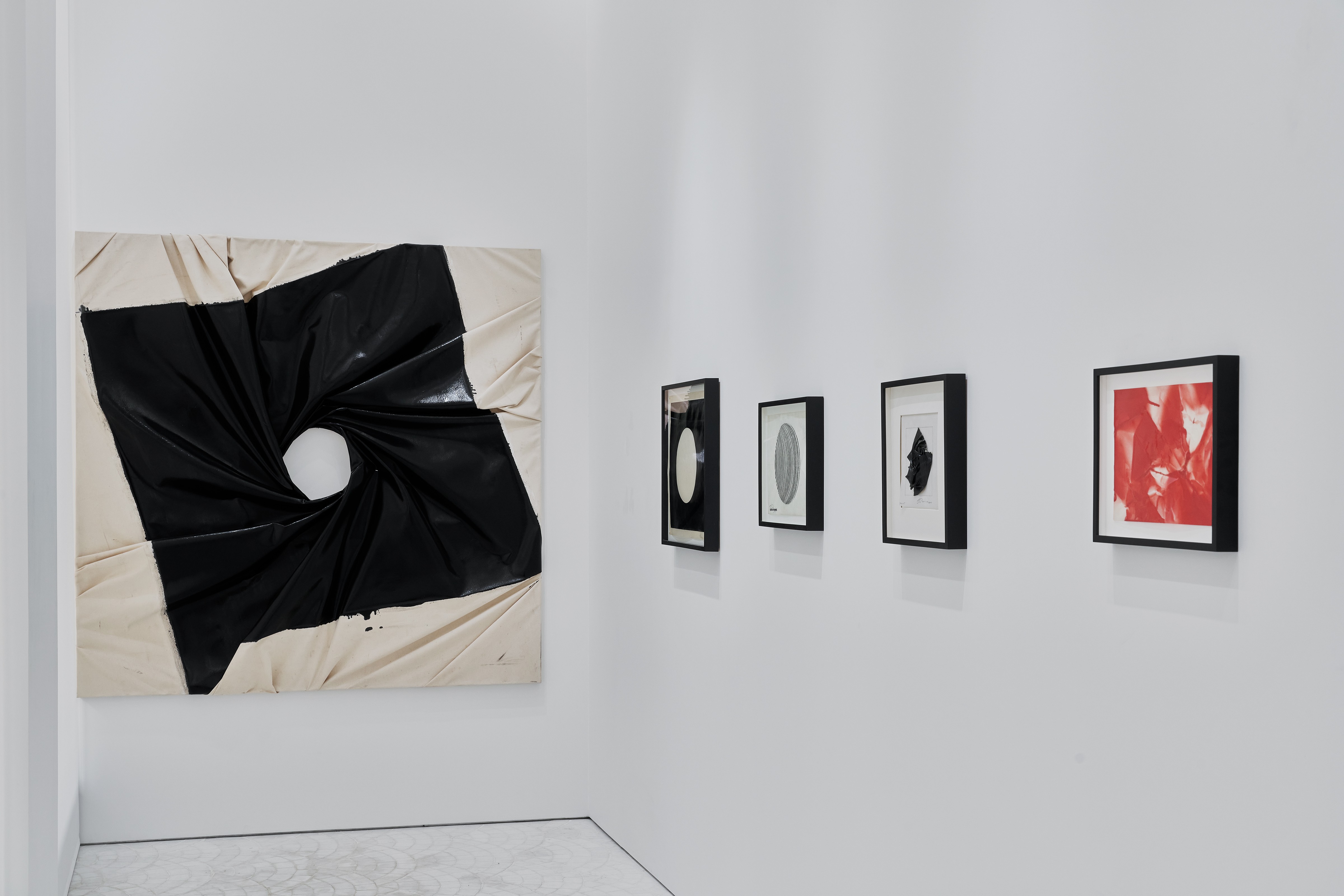 Steven Parrino, rue de Castiglione, Paris, March 31–May 28, 2022 | Gagosian