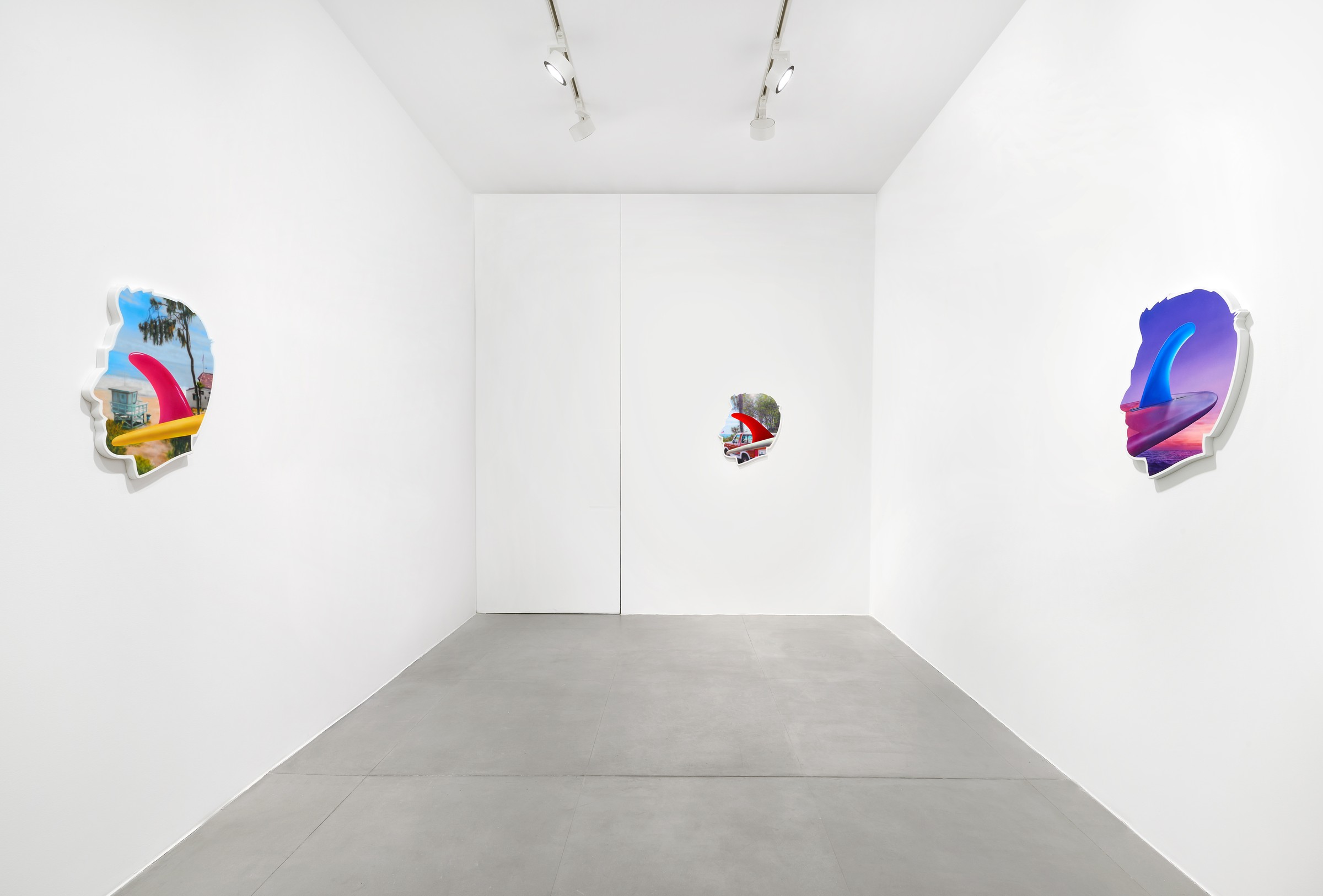 Alex Israel: Fins, Rome, May 12–September 9, 2023 | Gagosian