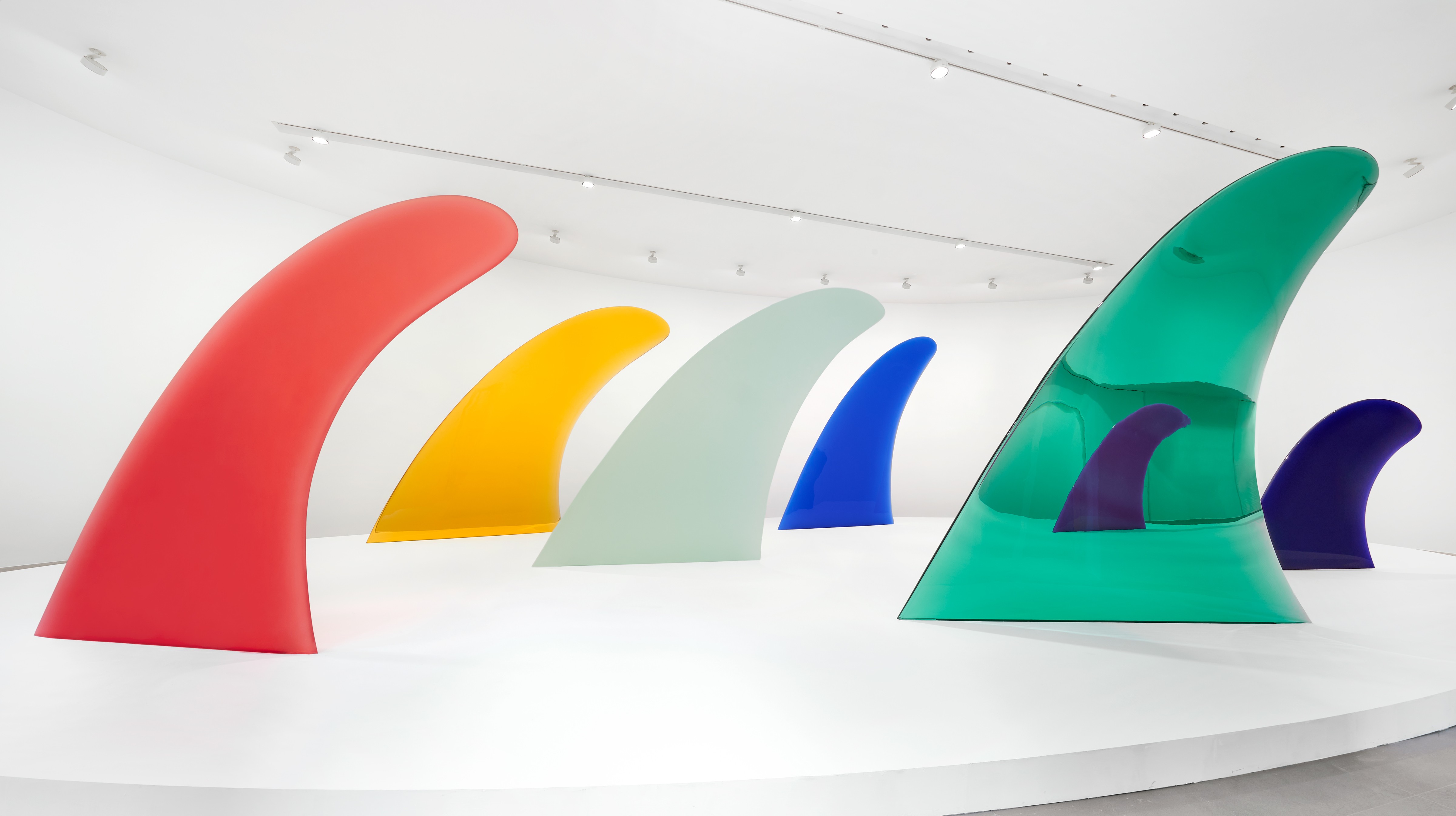 Alex Israel: Fins, Rome, May 12–September 9, 2023 | Gagosian