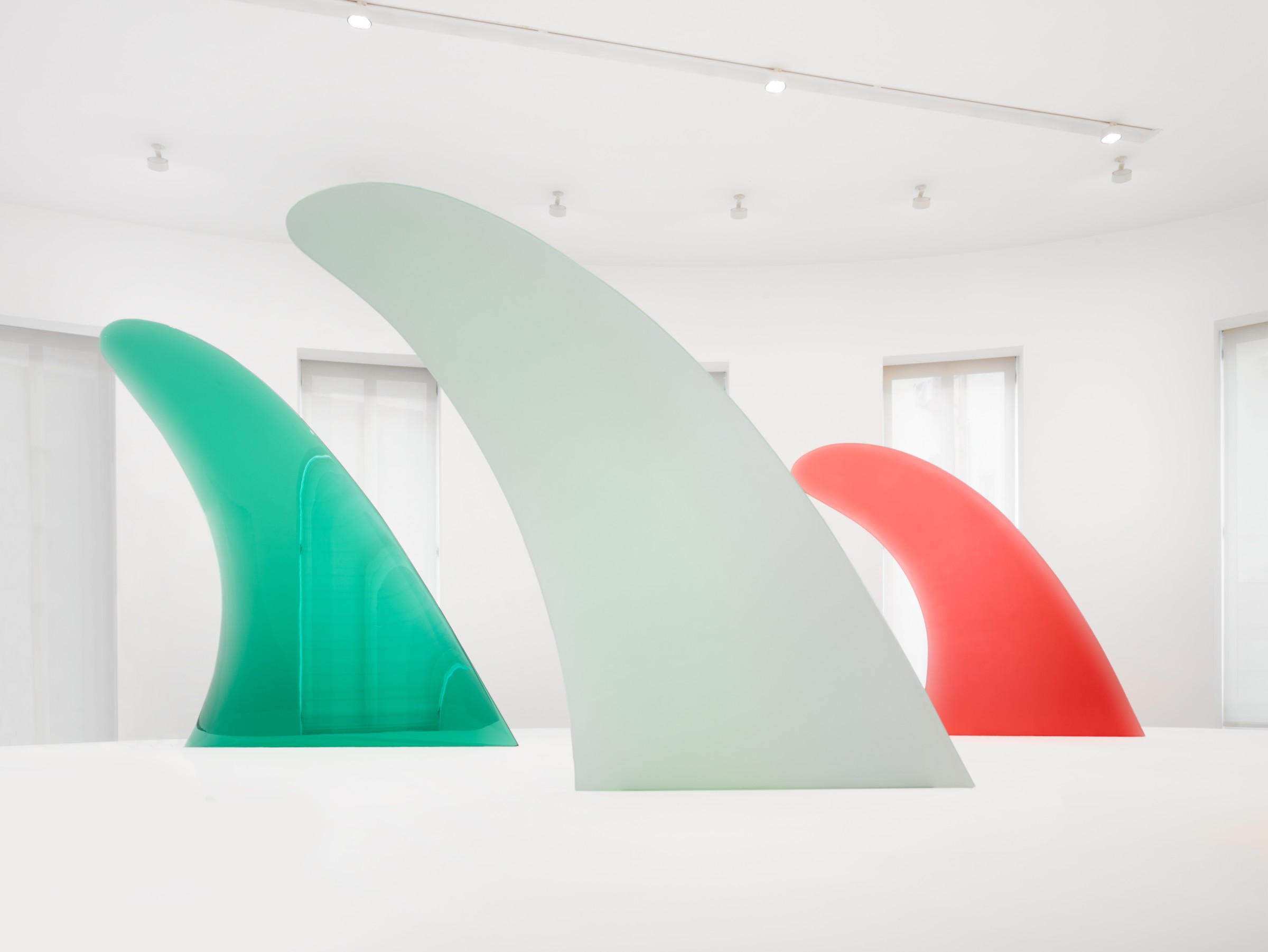 Alex Israel: Fins, Rome, May 12–September 9, 2023 | Gagosian