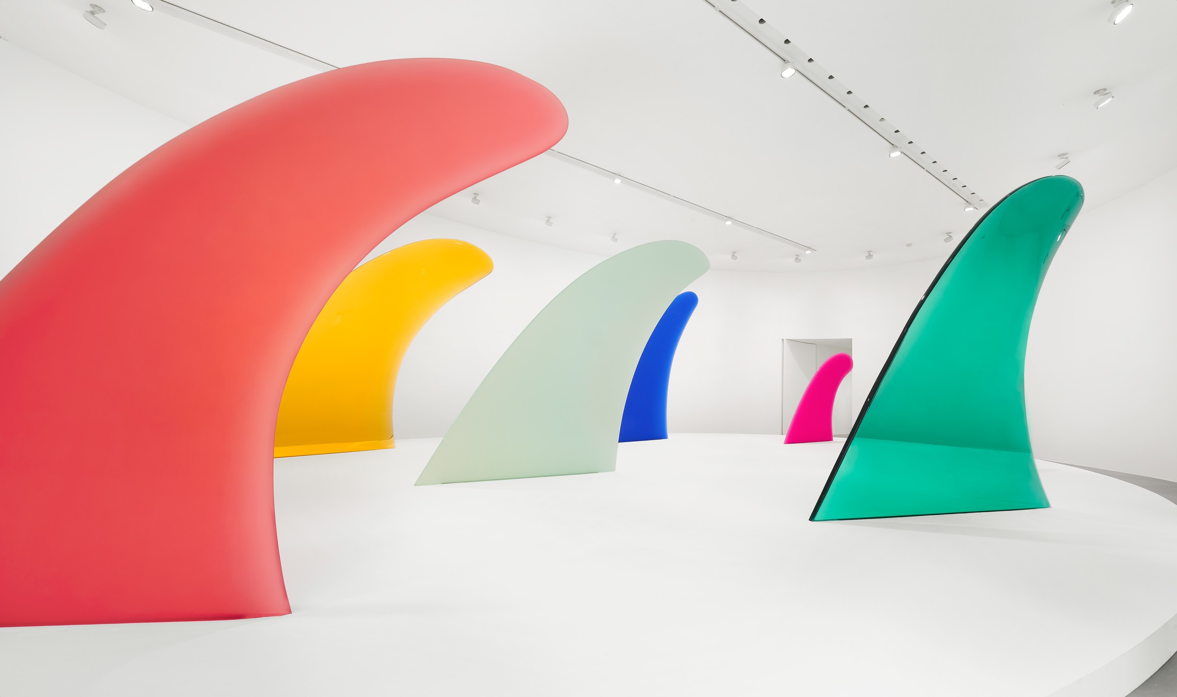 Alex Israel: Fins, Rome, May 12–September 9, 2023 | Gagosian