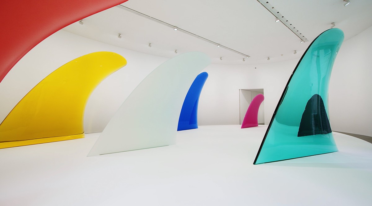 Alex Israel: Fins, Rome, May 12–September 9, 2023 | Gagosian