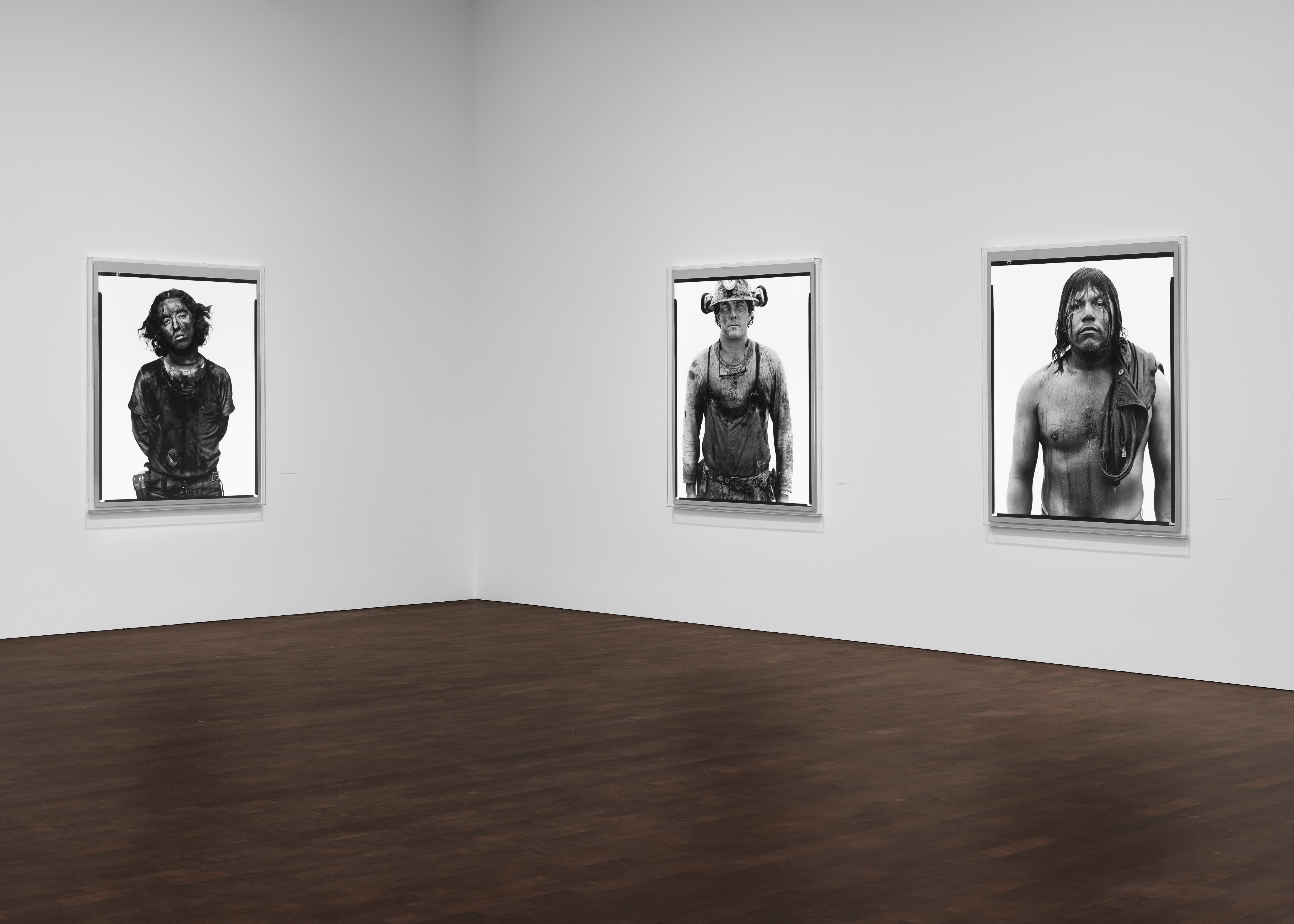 Richard Avedon: Facing West, Grosvenor Hill, London, January 15–April ...