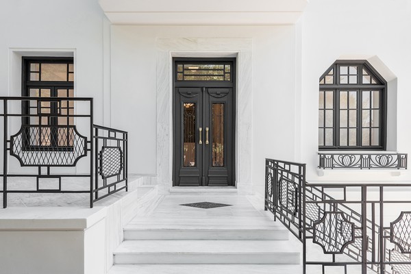 Locations | Gagosian