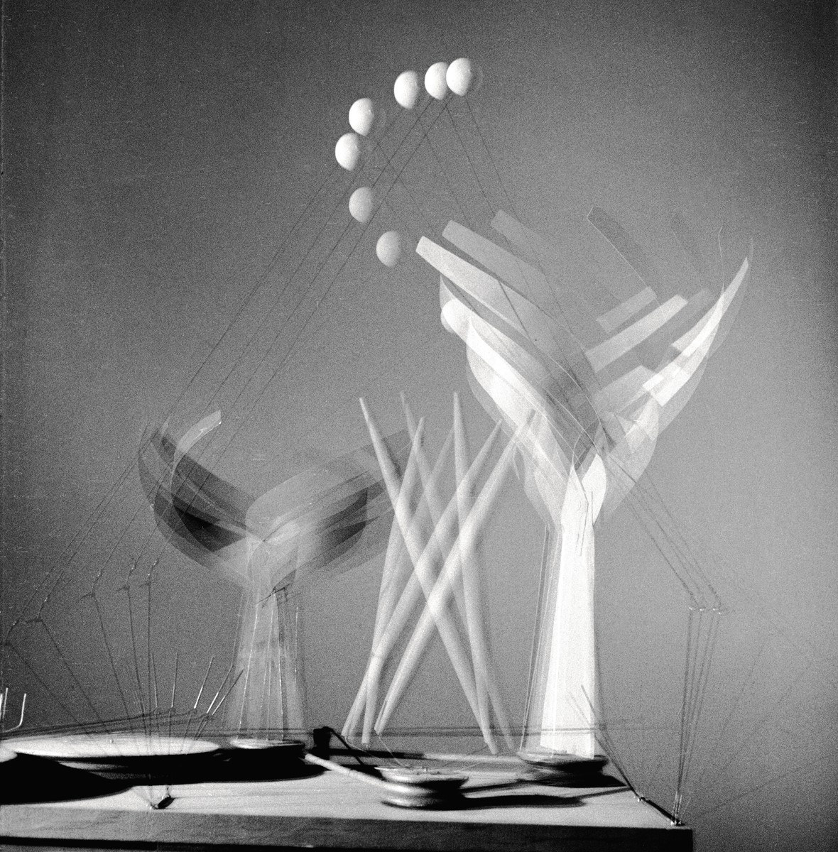 An Alphabetical Guide to Calder and Dance | Gagosian Quarterly
