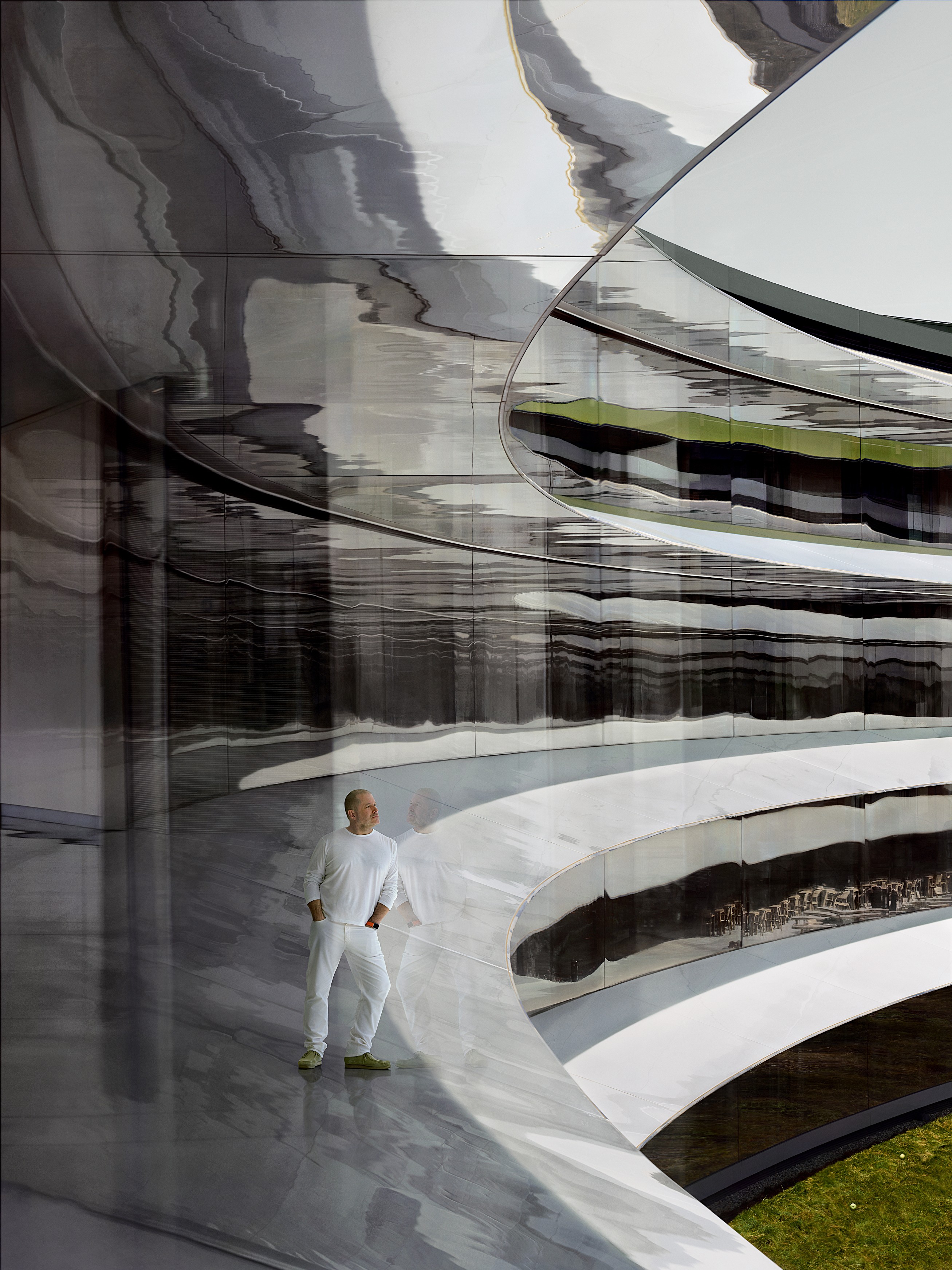 Andreas Gursky: Not Abstract II, West 21st Street, New York, November ...