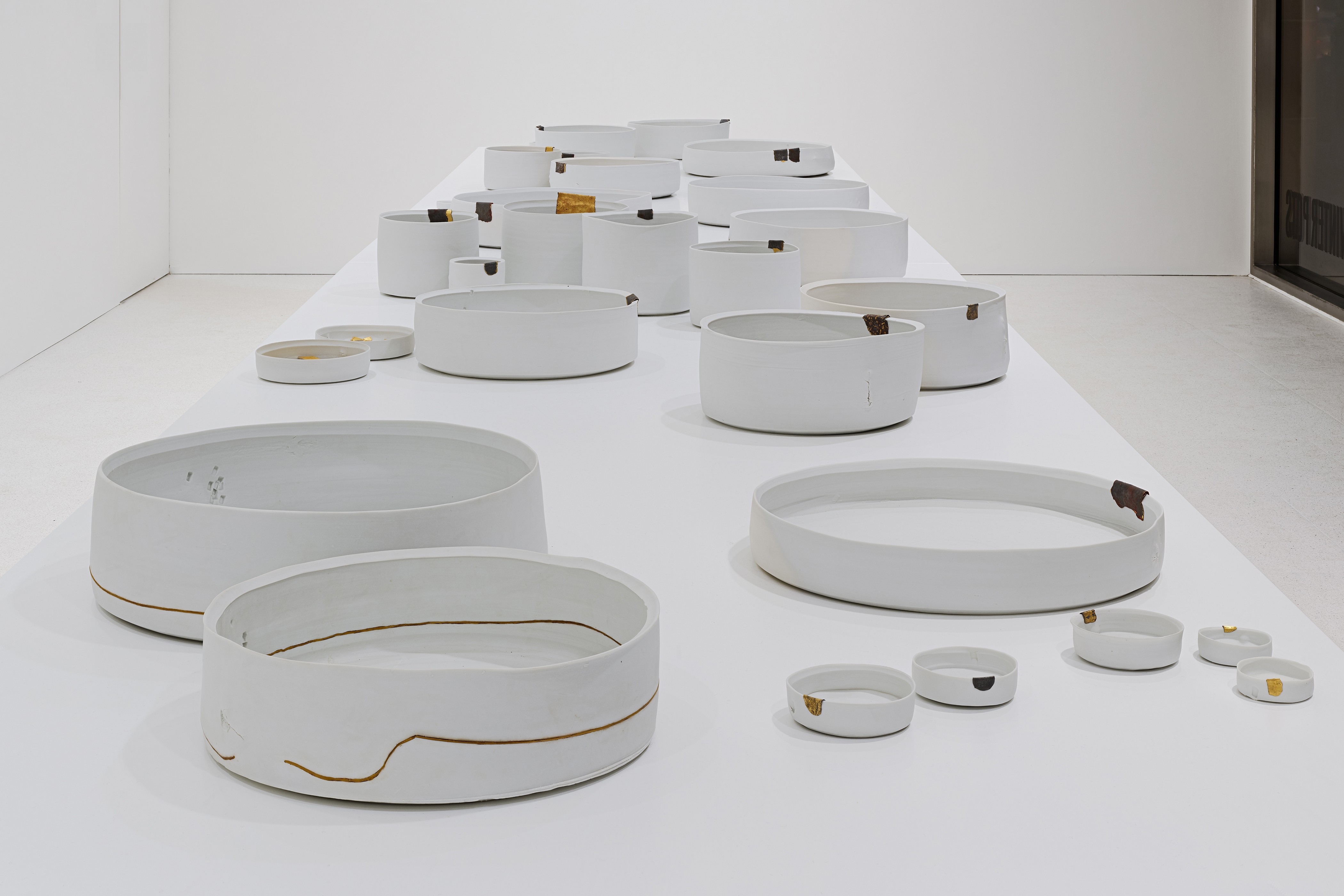 Edmund de Waal: ten thousand things, Beverly Hills, January 14–February ...